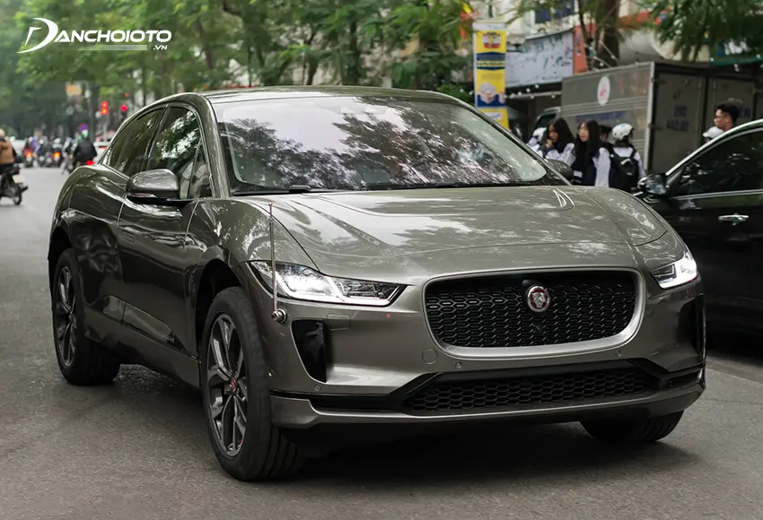 Bảng Giá Xe Jaguar: 4 Chỗ, SUV 5 Chỗ, Siêu 07/2024